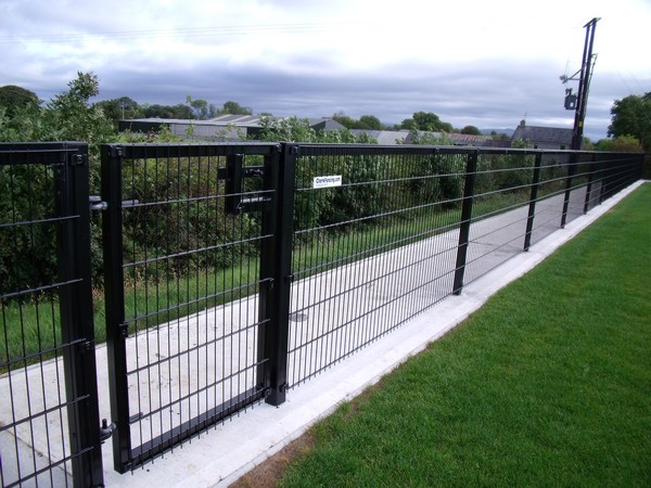 Clerk Engineering - suppliers and installers of fencing and gates