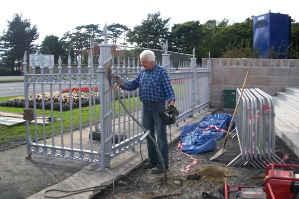 Clerk Engineering - suppliers and installers of fencing and gates